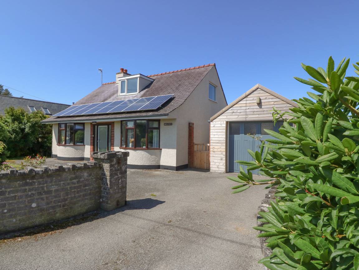 Cottage ∙ 3 Bedrooms ∙ 6 Guests - Anglesey