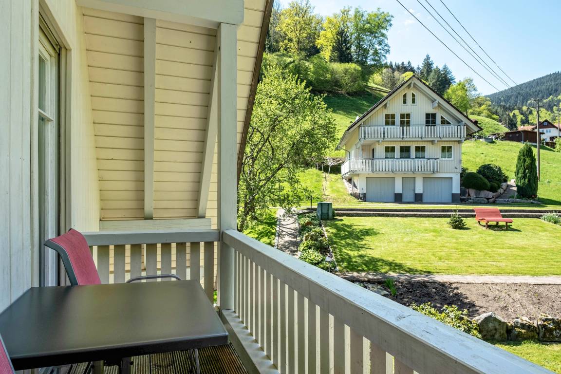 45 M² Ferienwohnung ∙ 2 Schlafzimmer ∙ 4 Gäste - Schiltach