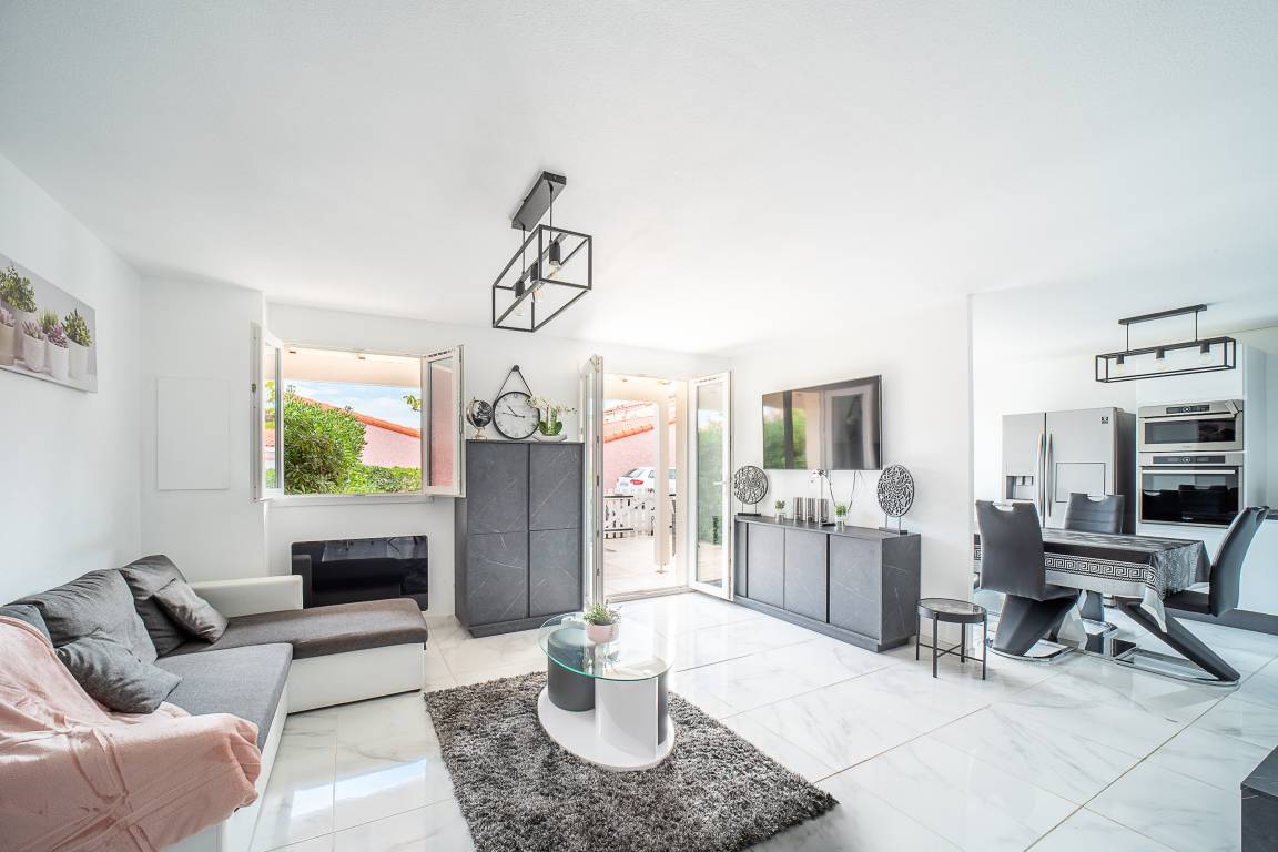 80 M² Appartement ∙ 3 Chambres ∙ 6 Personnes - Saint-Laurent-de-la-Salanque
