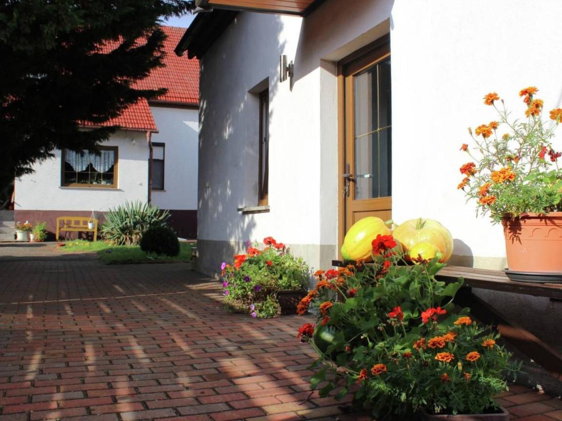 120 M² Ferienhaus ∙ 3 Schlafzimmer ∙ 6 Gäste - Guben