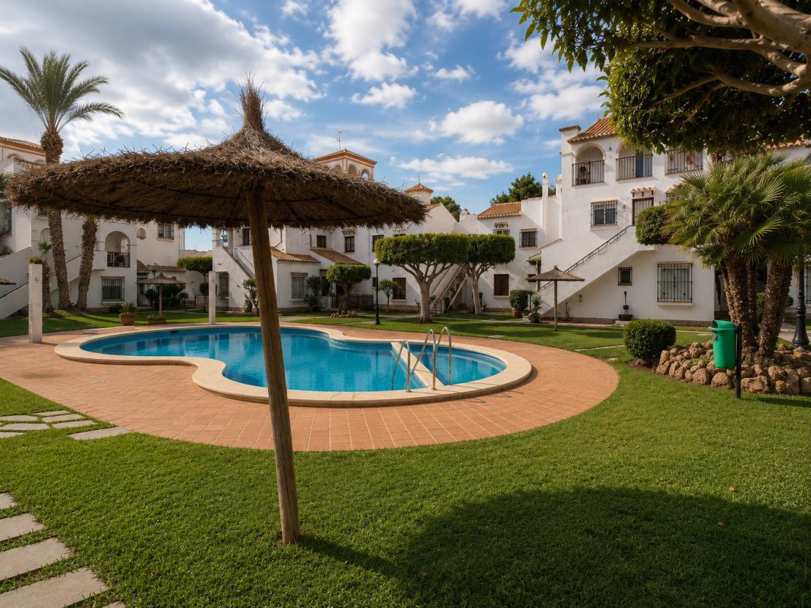 70 M² House ∙ 2 Bedrooms ∙ 4 Guests - La Zenia