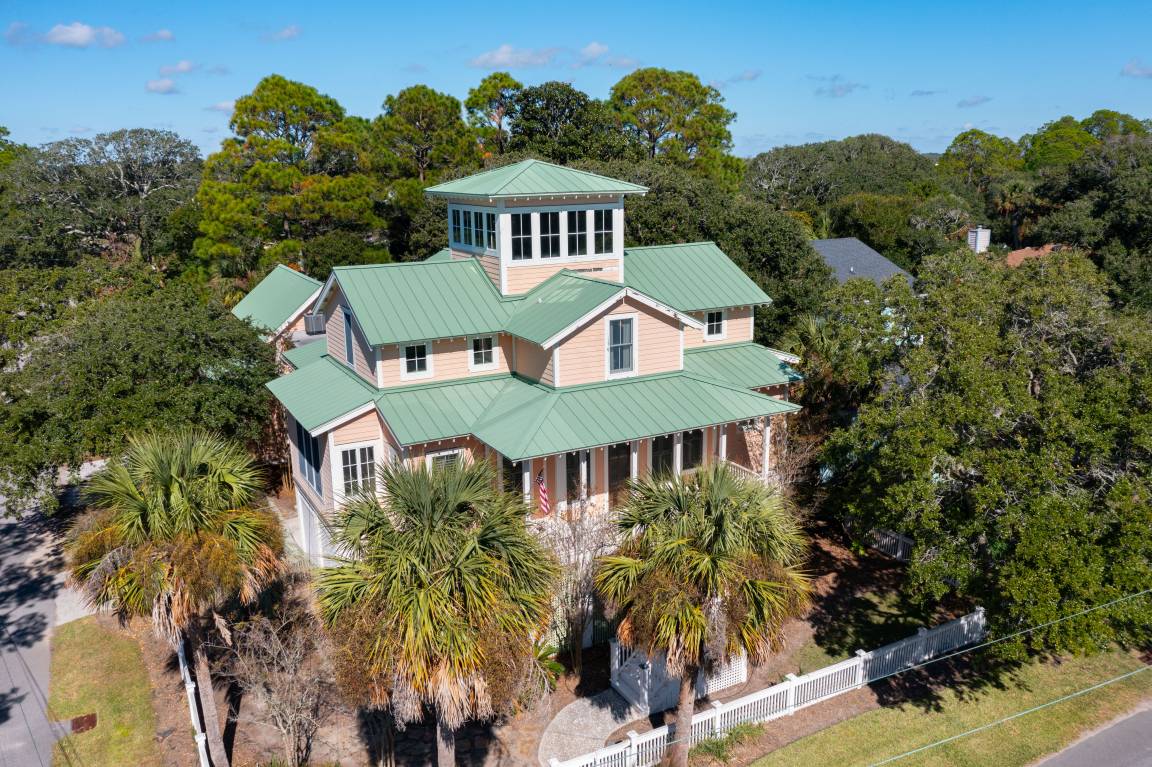 507 M² House ∙ 4 Bedrooms ∙ 10 Guests - Folly Beach, SC