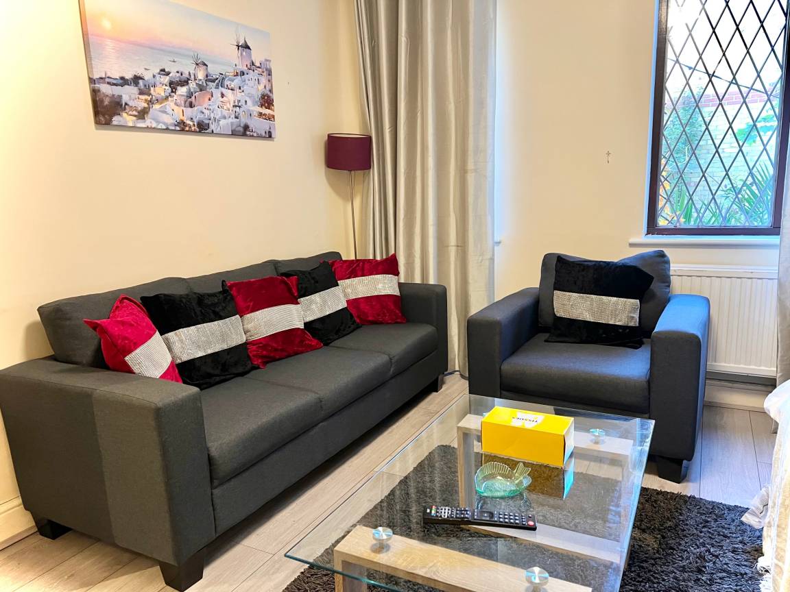 40 M² House ∙ 2 Bedrooms ∙ 5 Guests - London