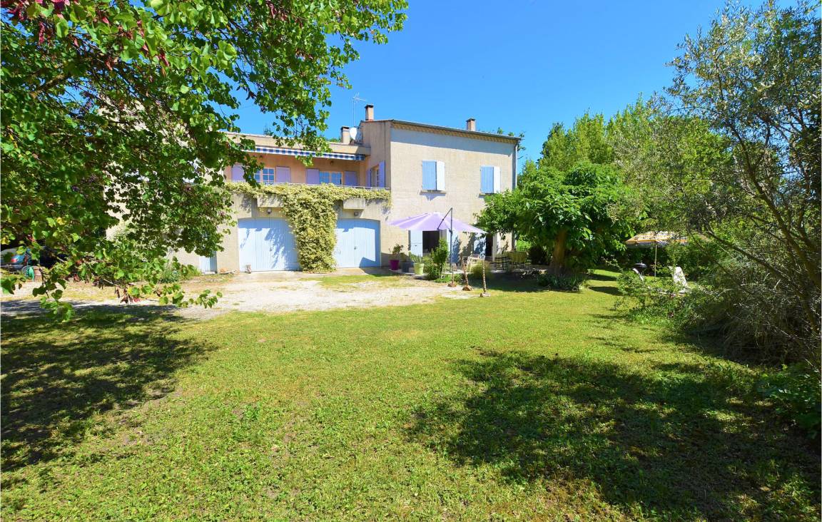 70 M² Appartement ∙ 2 Slaapkamers ∙ 4 Gasten - Avignon