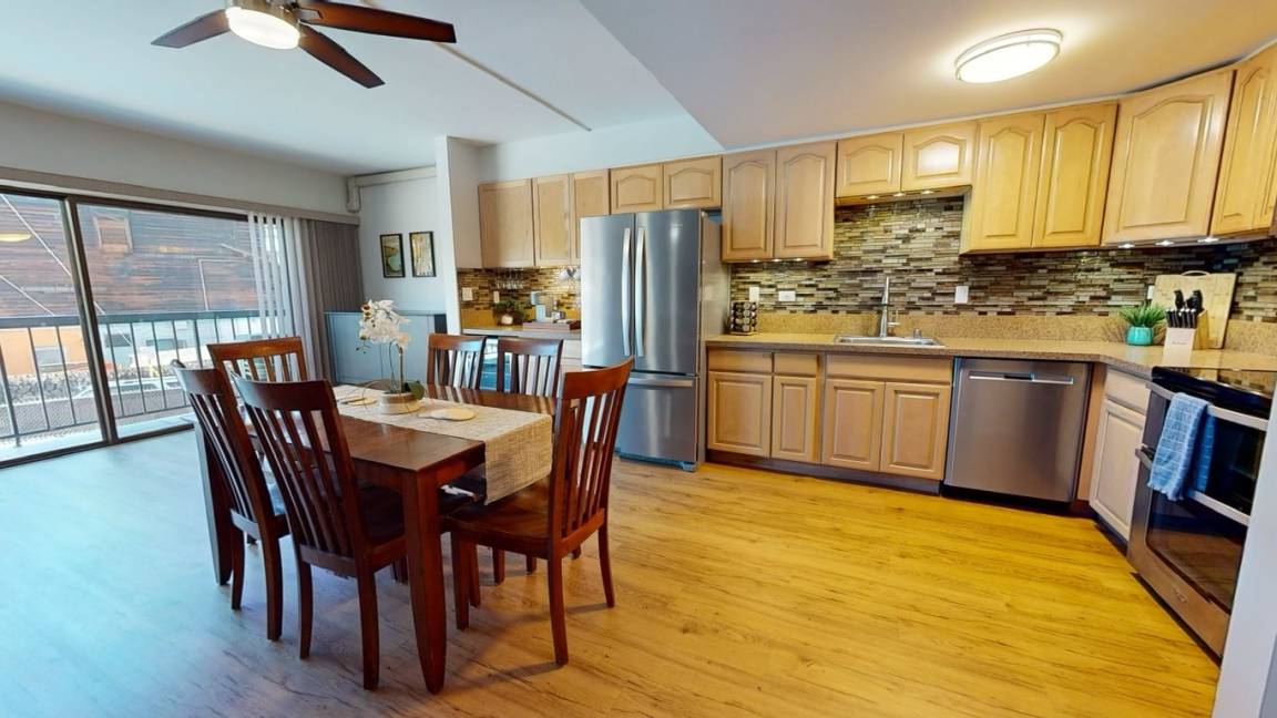 Condo ∙ 2 Bedrooms ∙ 8 Guests - Kailua-Kona, HI