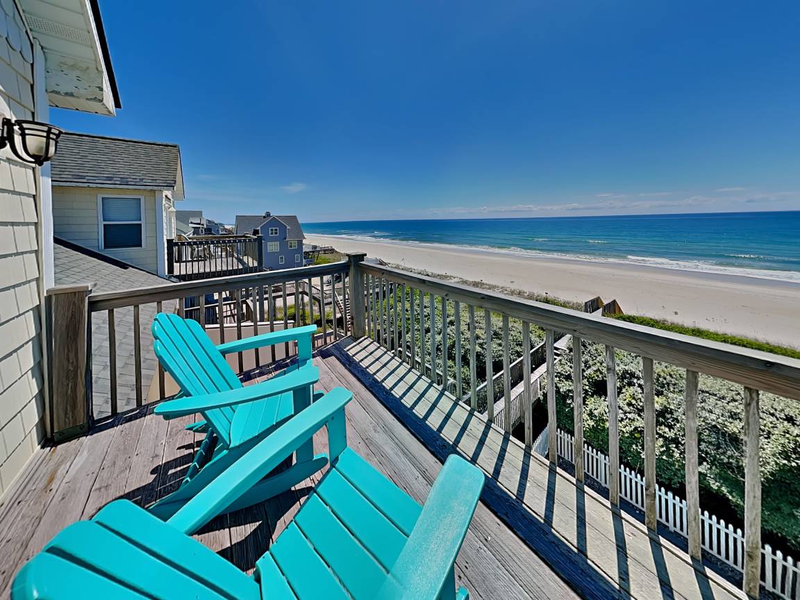204 M² House ∙ 4 Bedrooms ∙ 12 Guests - North Topsail Beach, NC