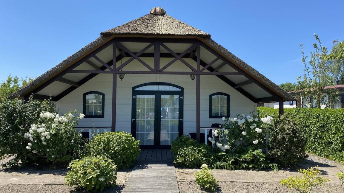 67 M² Chalet ∙ 2 Chambres ∙ 4 Personnes - Bruinisse