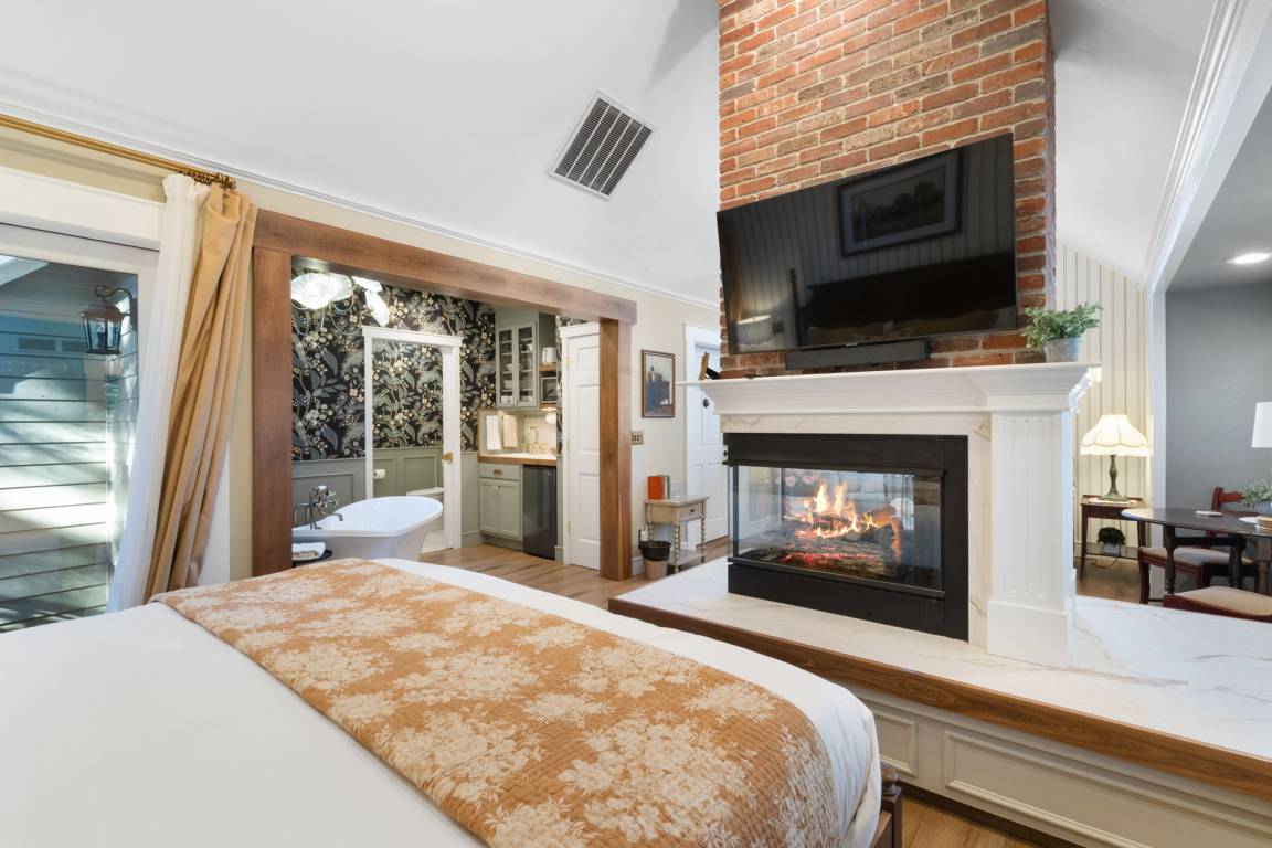 46 M² Apartment ∙ 1 Bedroom ∙ 4 Guests - Jacksonville, OR