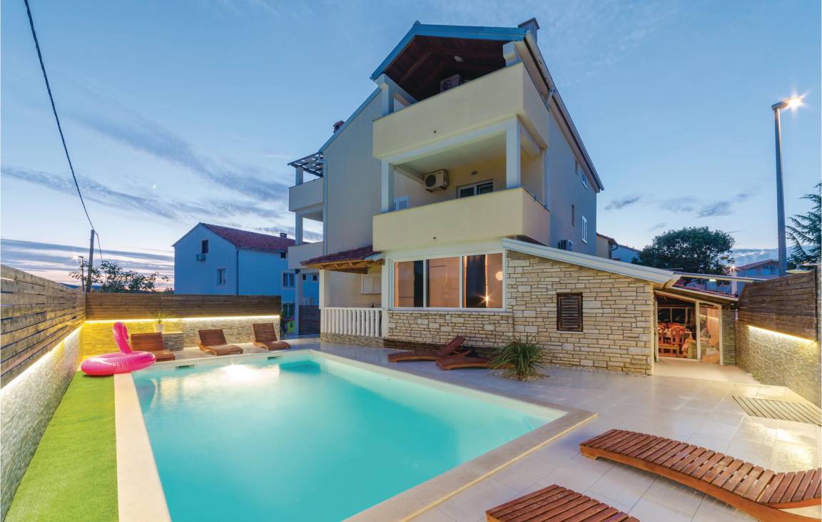 71 M² Apartment ∙ 2 Bedrooms ∙ 6 Guests - Biograd na Moru