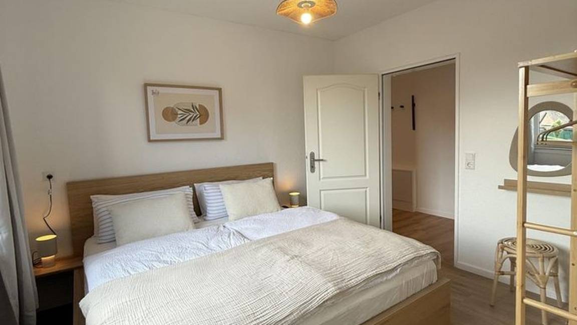 75 M² Ferienwohnung ∙ 2 Schlafzimmer ∙ 4 Gäste - Wiefelstede