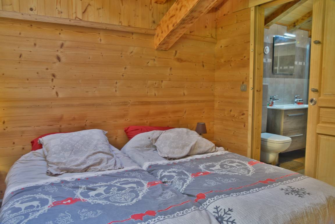 Bed And Breakfast ∙ 1 Bedroom ∙ 2 Guests - Morzine