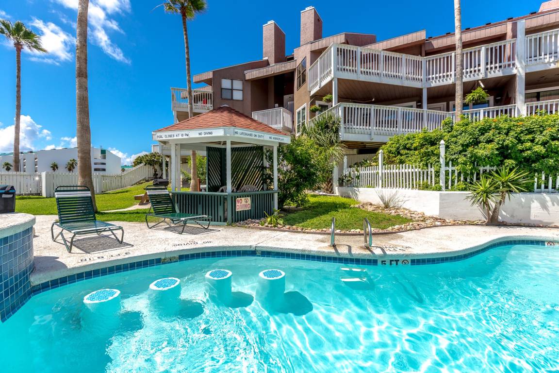 100 M² Condo ∙ 2 Bedrooms ∙ 8 Guests - Corpus Christi, TX