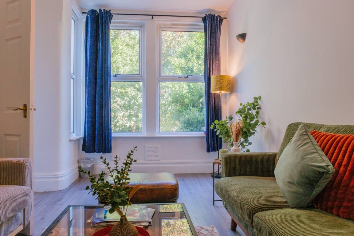 House ∙ 4 Bedrooms ∙ 8 Guests - Leeds