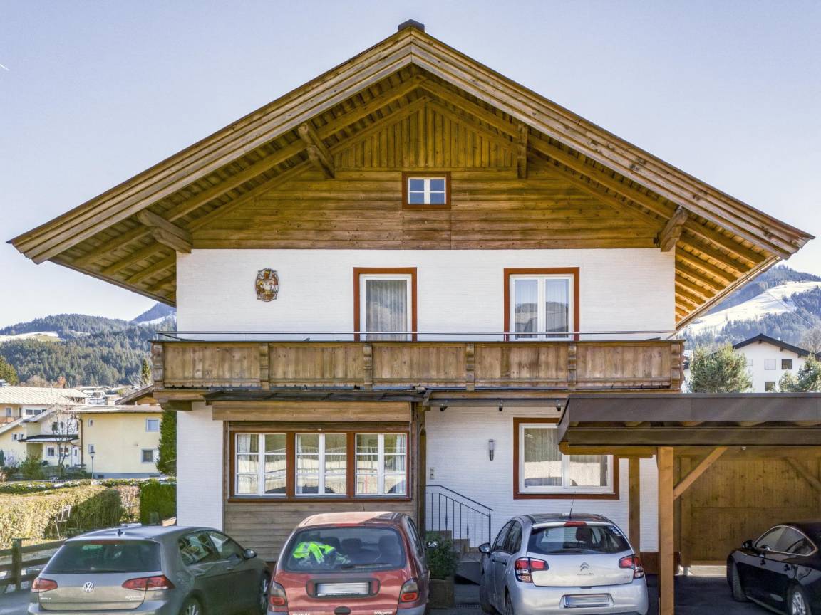 140 M² Chalet ∙ 4 Chambres ∙ 16 Personnes - Kitzbühel