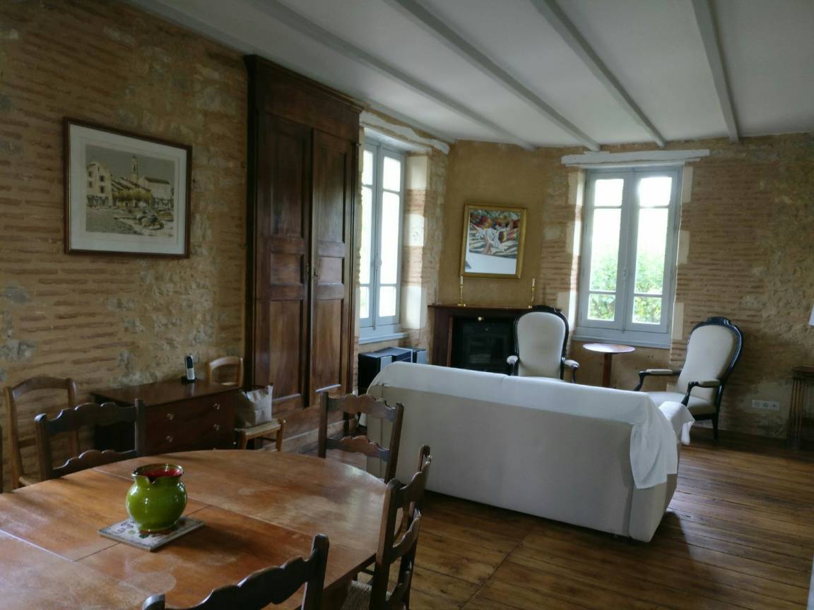 200 M² House ∙ 4 Bedrooms ∙ 10 Guests - Lot