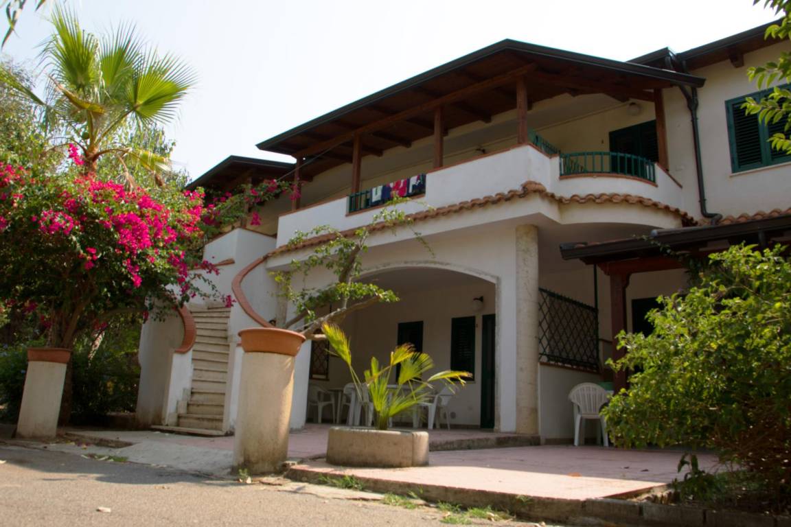 55 M² Apartment ∙ 2 Bedrooms ∙ 4 Guests - Vibo Valentia