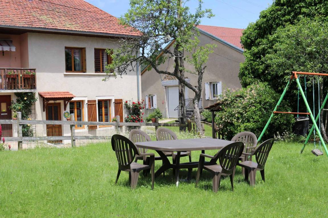 78 M² Gîte ∙ 2 Chambres ∙ 6 Personnes - Rhône-Alpes