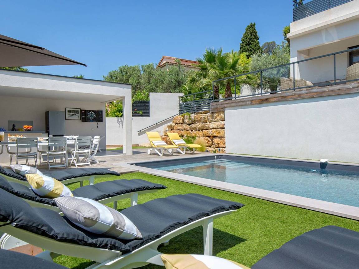178 M² Villa Vacanza ∙ 5 Camere Da Letto ∙ 10 Ospiti - Fréjus