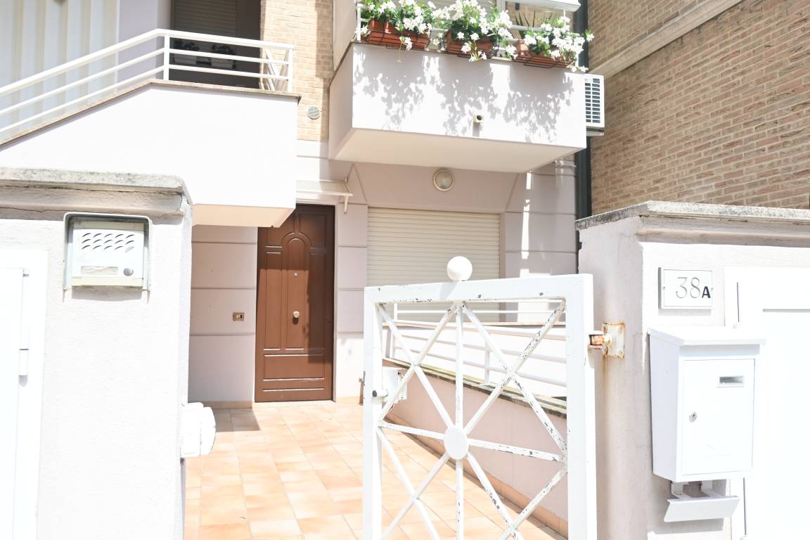 Apartment ∙ 2 Bedrooms ∙ 4 Guests - Porto Recanati