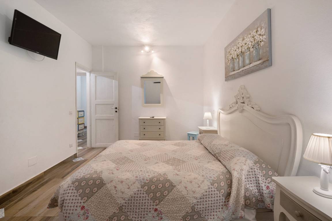 60 M² Aparthotel ∙ 1 Camera Da Letto ∙ 5 Ospiti - Napoli