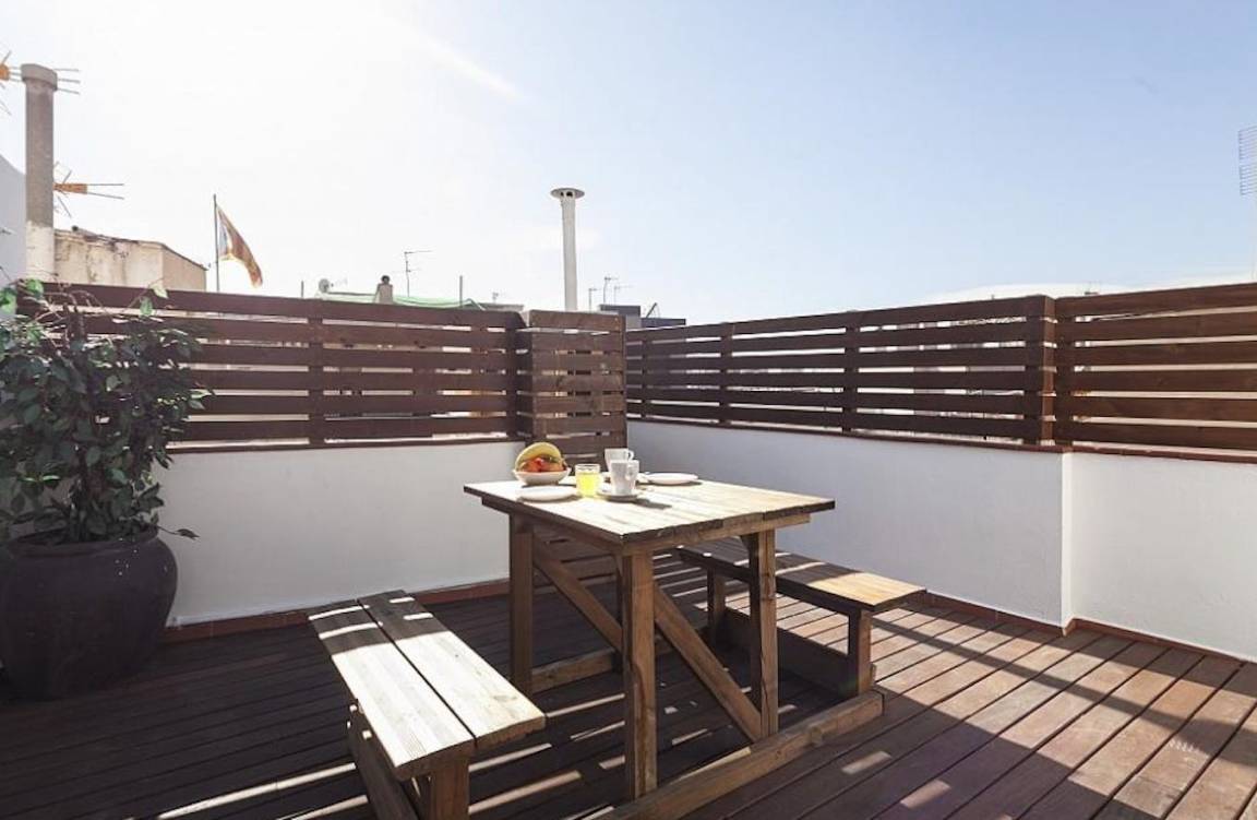 70 M² Apartment ∙ 3 Bedrooms ∙ 6 Guests - Barcelona