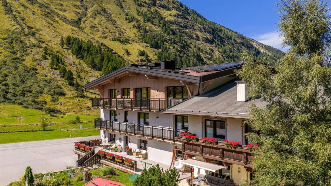 57 M² Apartment ∙ 2 Bedrooms ∙ 5 Guests - Obergurgl