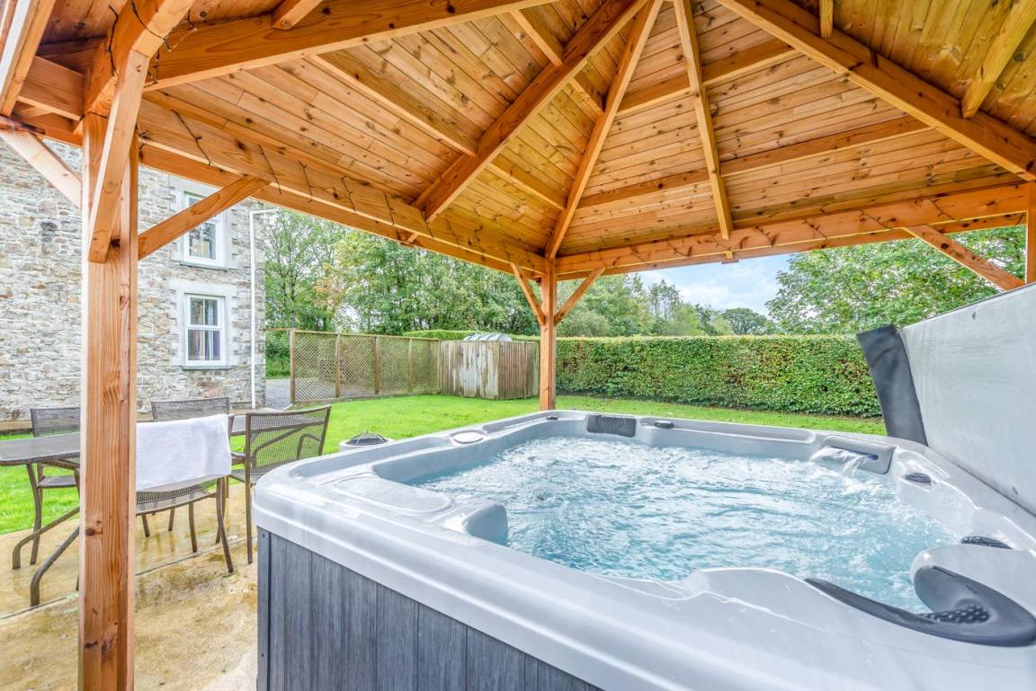 Cottage ∙ 2 Bedrooms ∙ 5 Guests - Llangrannog