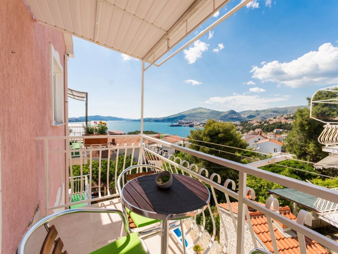 25 M² Studio ∙ 1 Schlafzimmer ∙ 3 Gäste - Trogir