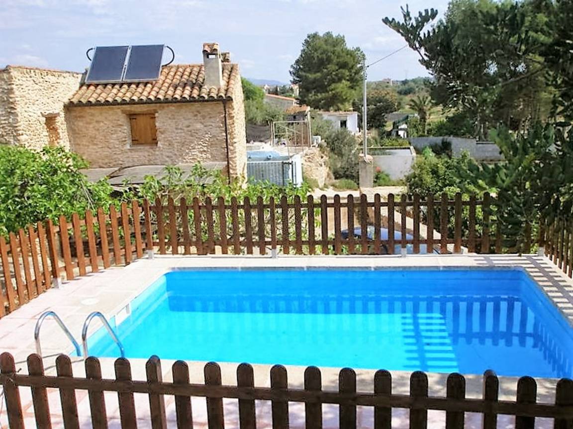 100 M² Chalet ∙ 3 Habitaciones ∙ 8 Huéspedes - Amposta