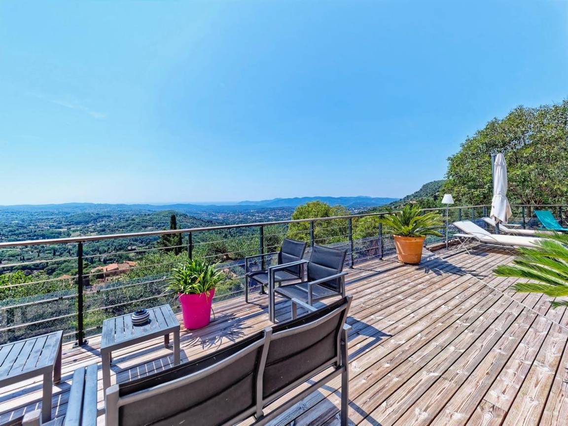 236 M² Villa ∙ 5 Bedrooms ∙ 9 Guests - Grasse