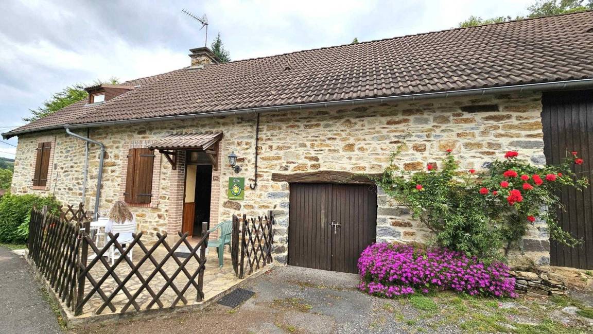 61 M² Gîte ∙ 2 Chambres ∙ 5 Personnes - Tulle