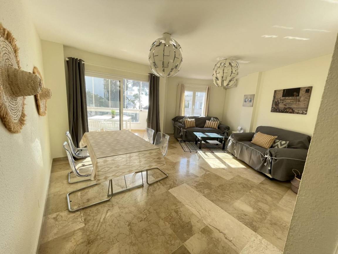 100 M² Apartment ∙ 2 Bedrooms ∙ 6 Guests - Marbella