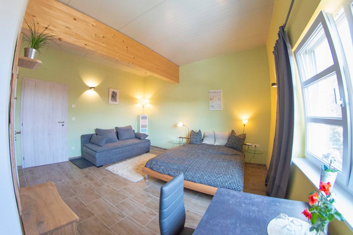 Ferienhaus ∙ 1 Schlafzimmer ∙ 4 Gäste - Neusiedl am See