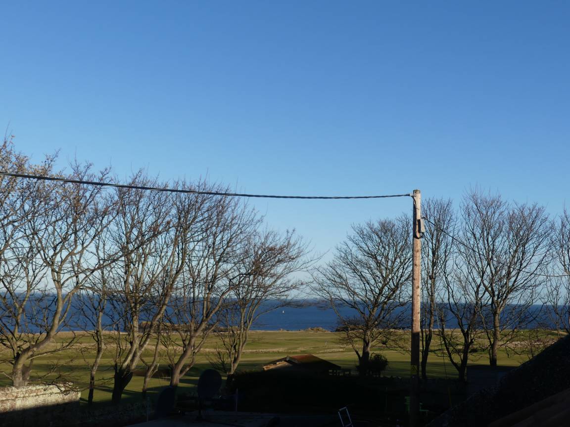 70 M² Cottage ∙ 2 Bedrooms ∙ 5 Guests - Canty Bay