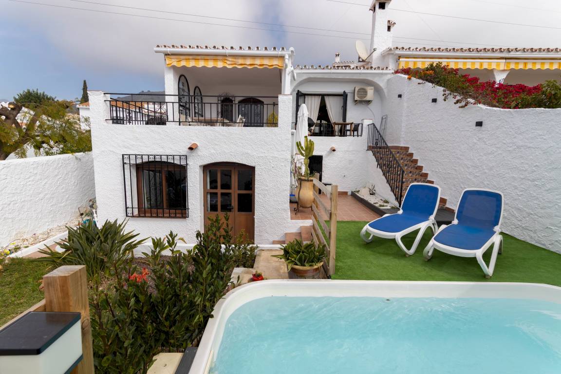 125 M² Maison De Vacances ∙ 3 Chambres ∙ 6 Personnes - Nerja