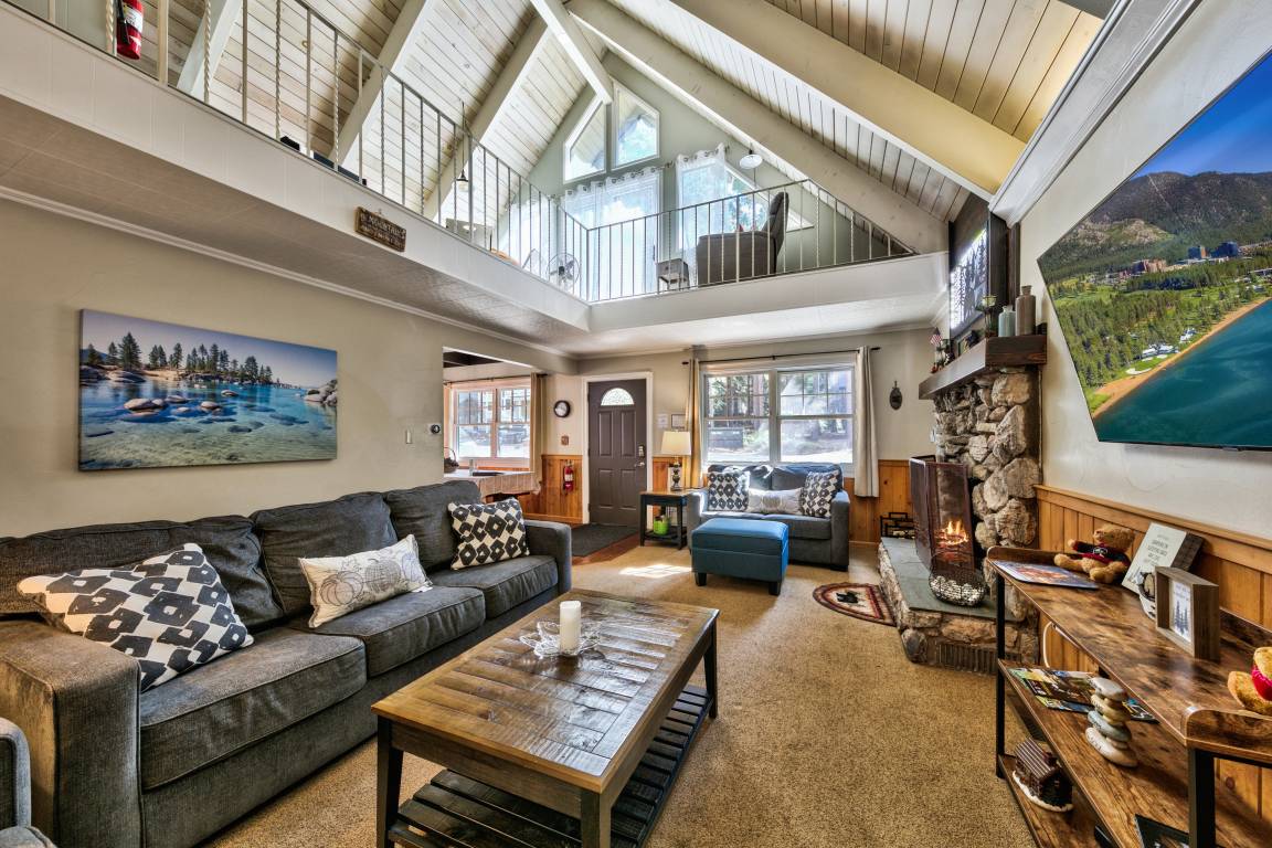164 M² Mökki ∙ 3 Makuuhuonetta ∙ 6 Vierasta - Lake Tahoe