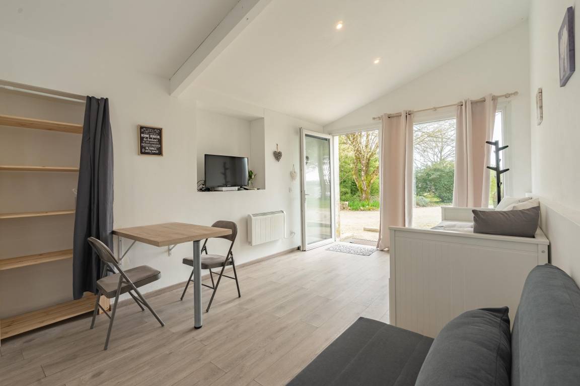 30 M² Studio Flat ∙ 3 Guests - Mortagne-sur-Gironde