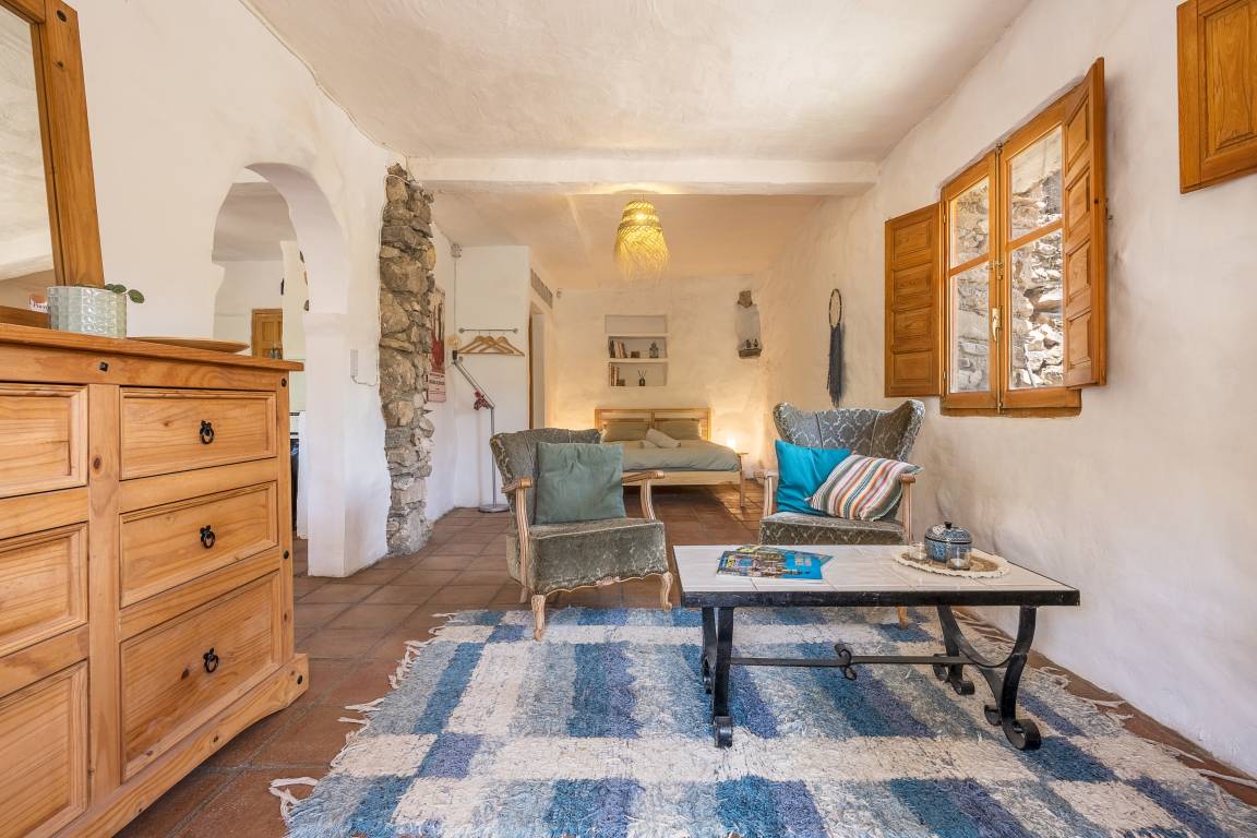 50 M² Estudio ∙ 3 Huéspedes - Soportújar