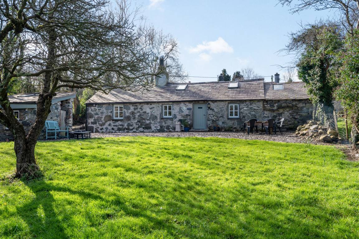 Cottage ∙ 1 Bedroom ∙ 2 Guests - Bangor