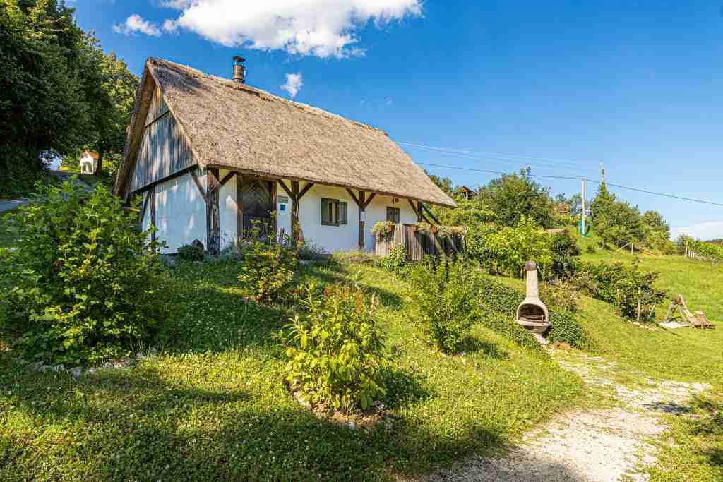40 M² House ∙ 1 Bedroom ∙ 4 Guests - Novo mesto