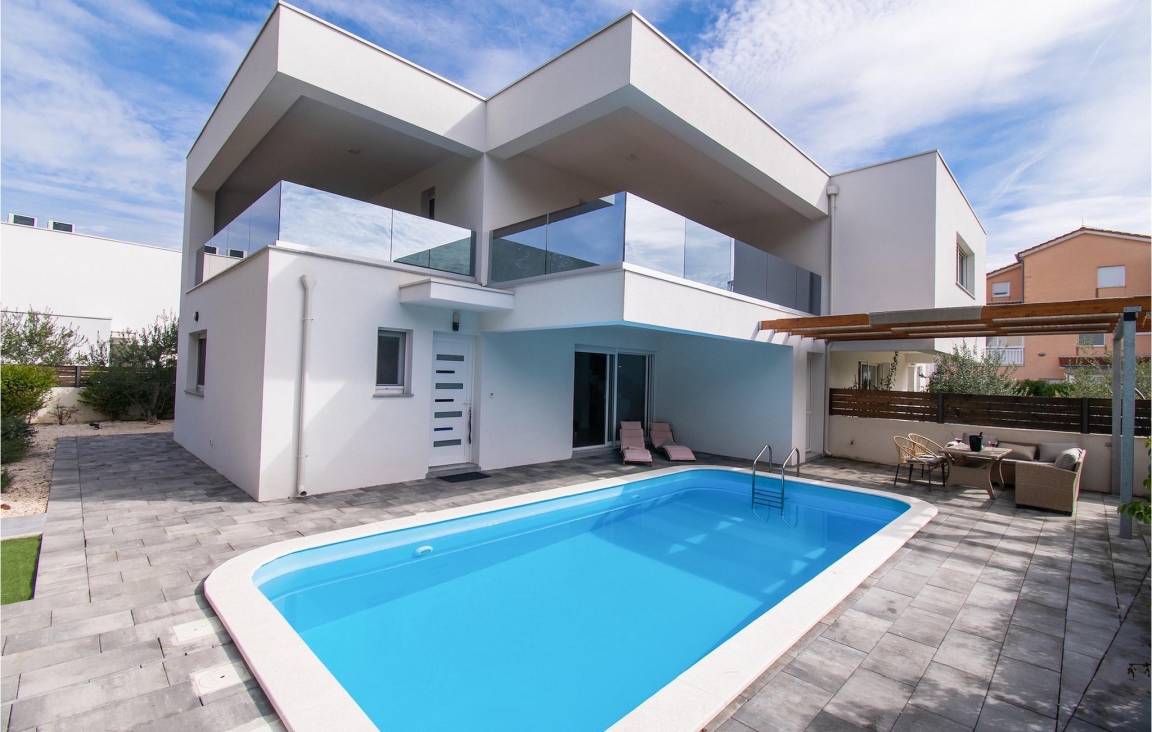 150 M² Ferienhaus ∙ 3 Schlafzimmer ∙ 6 Gäste - Vodice