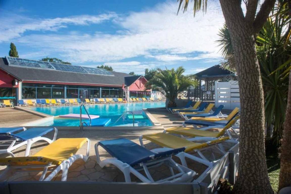 28 M² Camping ∙ 2 Chambres ∙ 8 Personnes - Trégunc