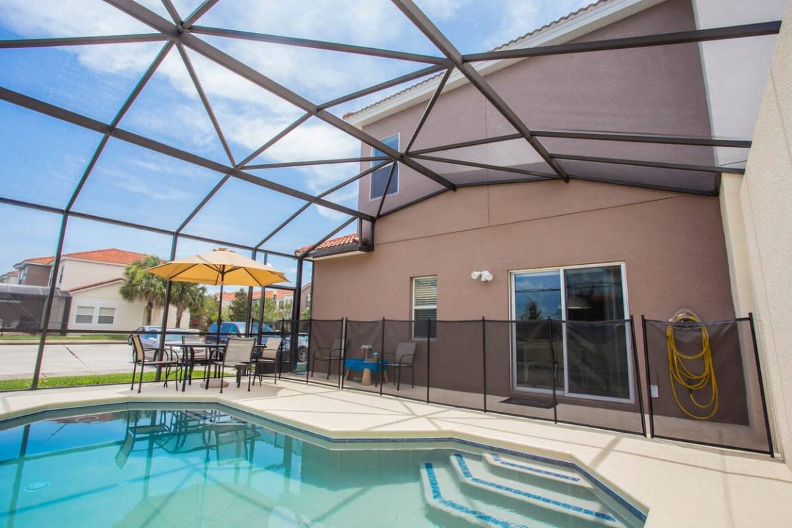 177 M² House ∙ 4 Bedrooms ∙ 9 Guests - Kissimmee, FL