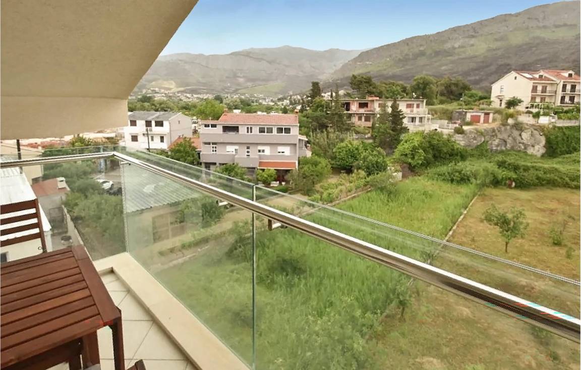 30 M² Apartment ∙ 2 Guests - Podstrana