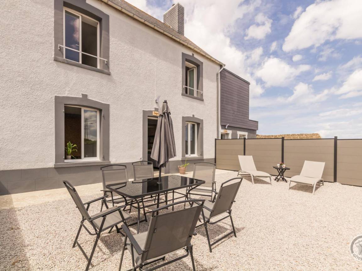 82 M² Cottage ∙ 2 Chambres ∙ 4 Personnes - Sainte-Mère-Église