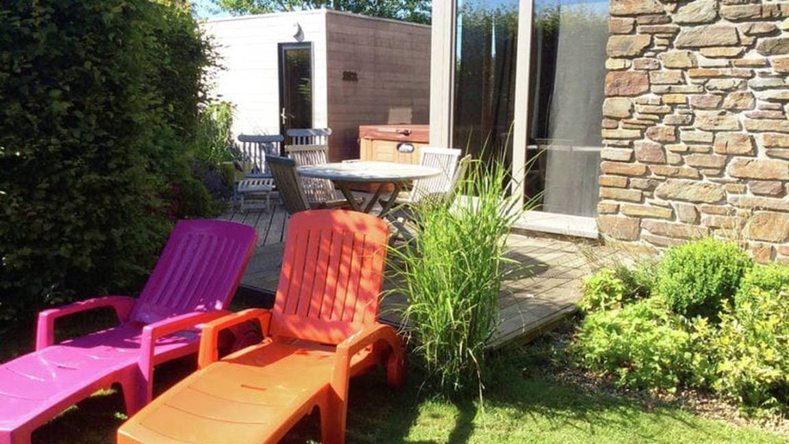 160 M² Ferienhaus ∙ 3 Schlafzimmer ∙ 6 Gäste - Nationalpark Eifel