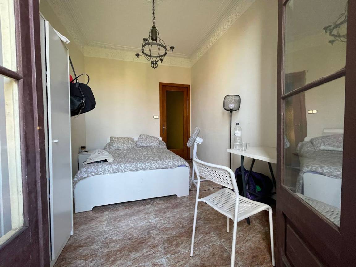 95 M² Private Room ∙ 1 Bedroom ∙ 2 Guests - Barcelona
