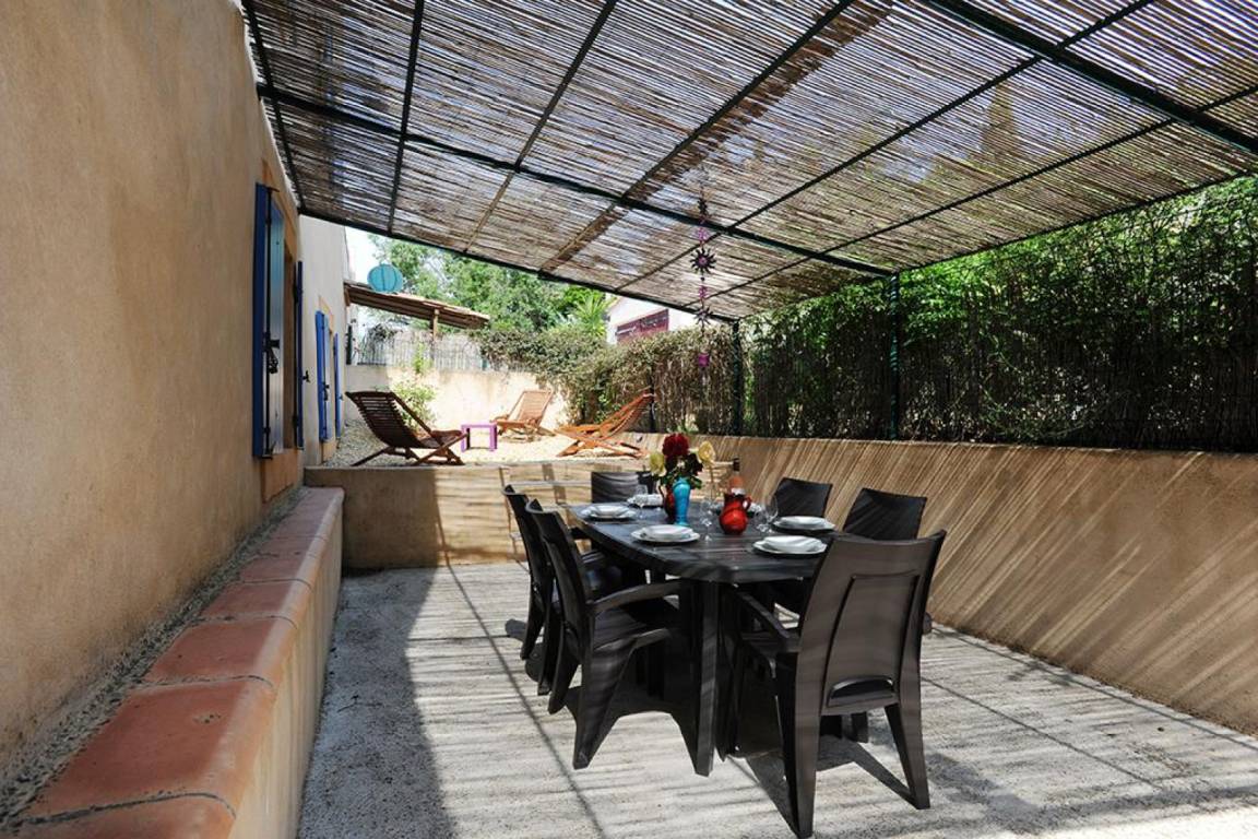 100 M² Gîte ∙ 3 Chambres ∙ 6 Personnes - Languedoc-Roussillon