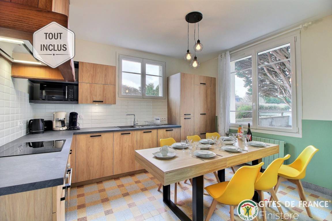 175 M² Gîte ∙ 4 Chambres ∙ 6 Personnes - Locquirec