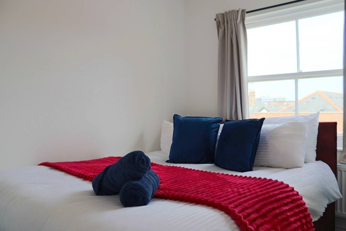 Apartment ∙ 2 Bedrooms ∙ 4 Guests - Gloucester